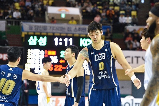 [엠스플 Key 넘버] '20승 선점-1위 탈환' KCC, 2018년이 기대된다