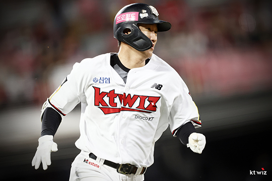 [속보] KT, NC에 PO 5차전 3-2 승리…KS에서 LG와 자웅 겨룬다