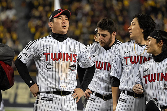 LG ‘V3’ 이끈 박해민-오지환 “29년간 기다려 주신 팬분들이 MVP죠” [KS5]