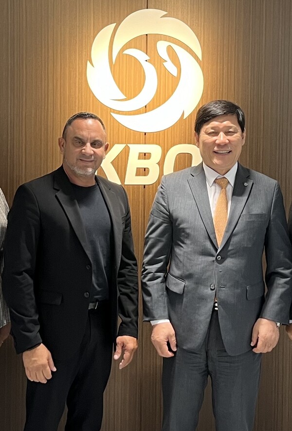 KBO의 야구 외교 박차…멕시코·쿠바와 야구 교류 협력 강화 논의 [춘추 이슈]