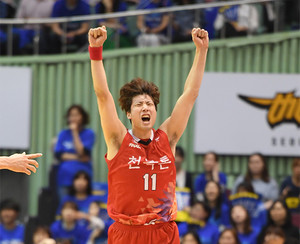 '양희종 3P 8개' KGC, 삼성 꺾고 5년 만에 챔피언 확정